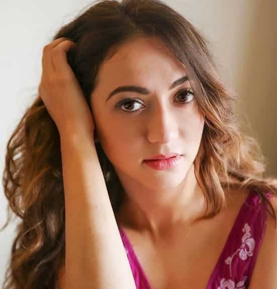 Hira Ashar Biography, Wiki, Height, Age, Boyfriend and More - Social ...