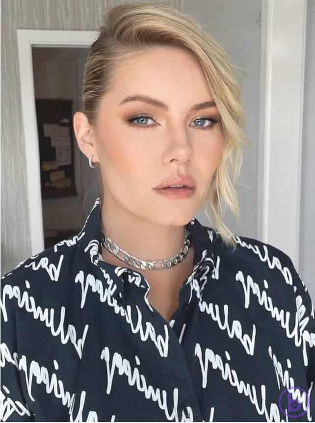 Elisha Cuthbert Biography, Wiki, and Secret Details - Social News Daily Elisha Cuthbert Biography, Wiki, and Secret Details - Social News Daily