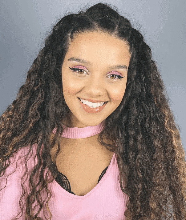 Danielle Olímpia Biography, Wiki, Height, Age, Boyfriend, and More ...
