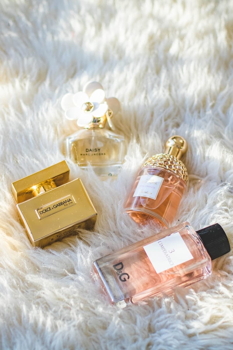 The Mental Health Benefits of Aromatherapy in Fragrance - Social News Daily